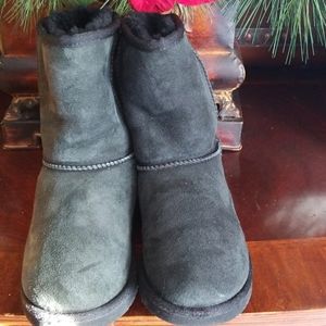 UGG | Shoes | Ugg Boots | Poshmark